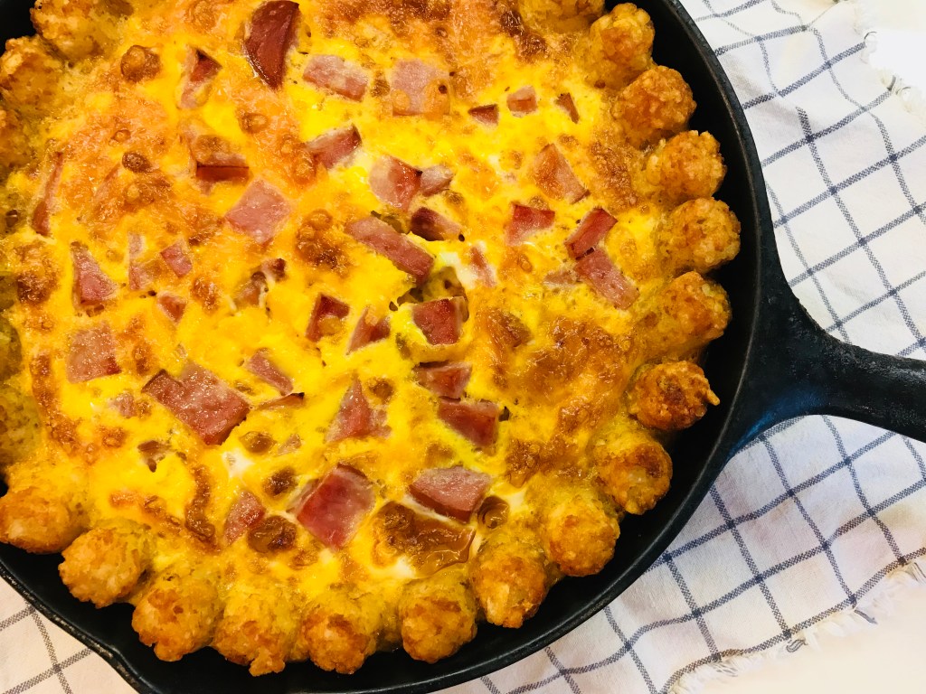 Monday Mouthfuls: Cast Iron Skillet Breakfast Casserole | Love ...